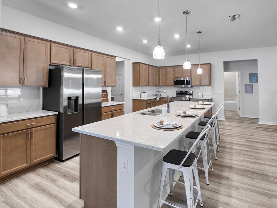 Inspiration Gallery | Summerlyn II - Kitchen | Highland Homes