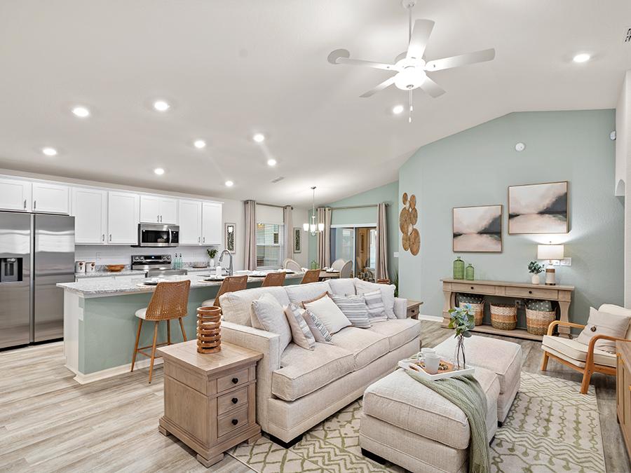 Inspiration Gallery | Parker - Gathering Room | Highland Homes