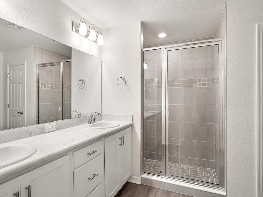 Inspiration Gallery | Raychel-Owner's Suite Bath | Highland Homes